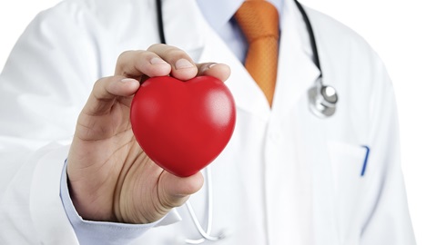 Wat zijn de mogelijke symptomen van een hartaanval (ook hartinfarct ...