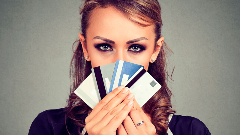 Wat betekenen de codes op je betaalkaarten: CVV, CVC ...